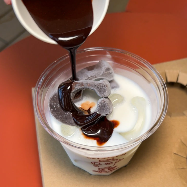 Coach Play APW features the BIGGEST The Coach Coffee Shop In The World ...