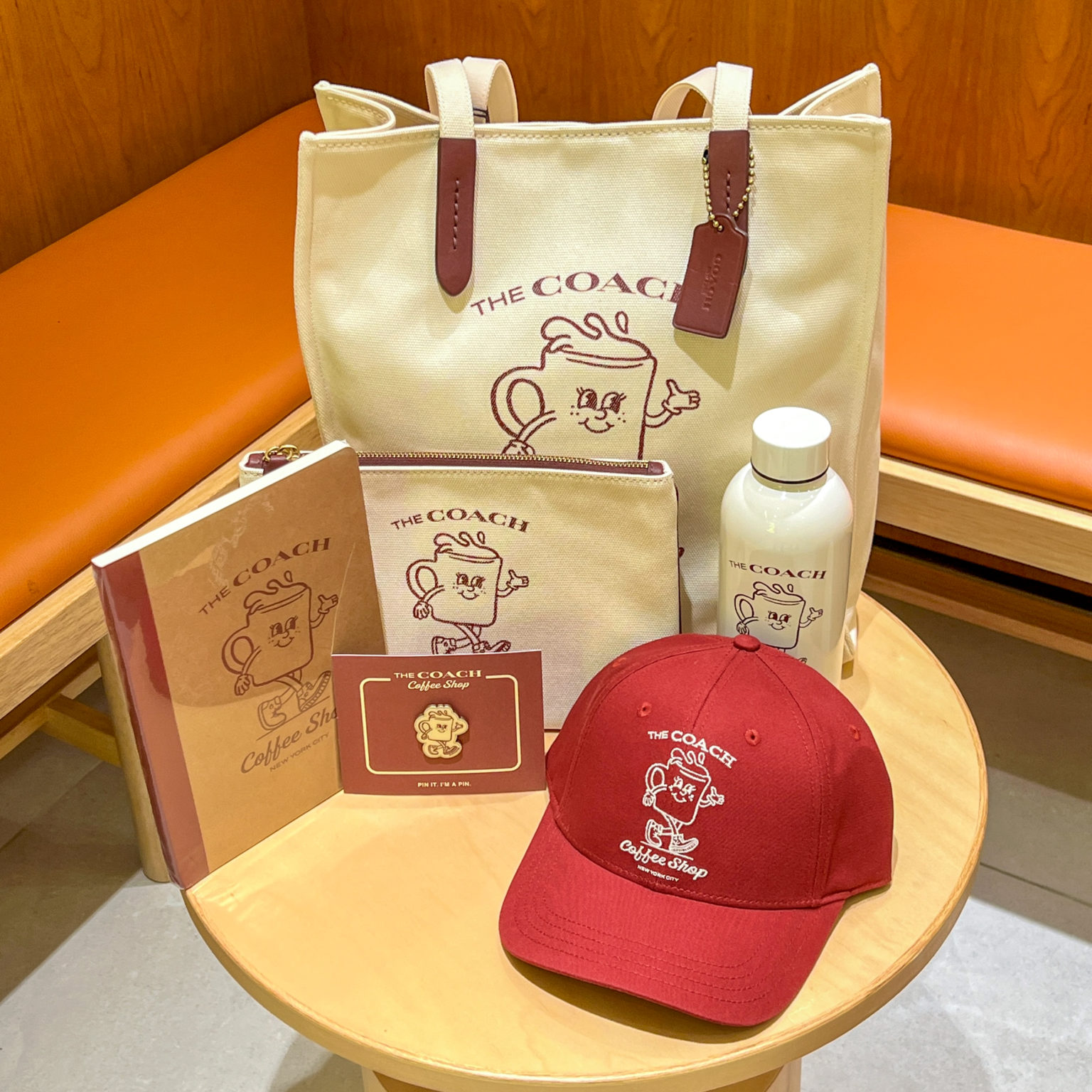Coach Play Apw Features The Biggest The Coach Coffee Shop In The World Kl Foodie