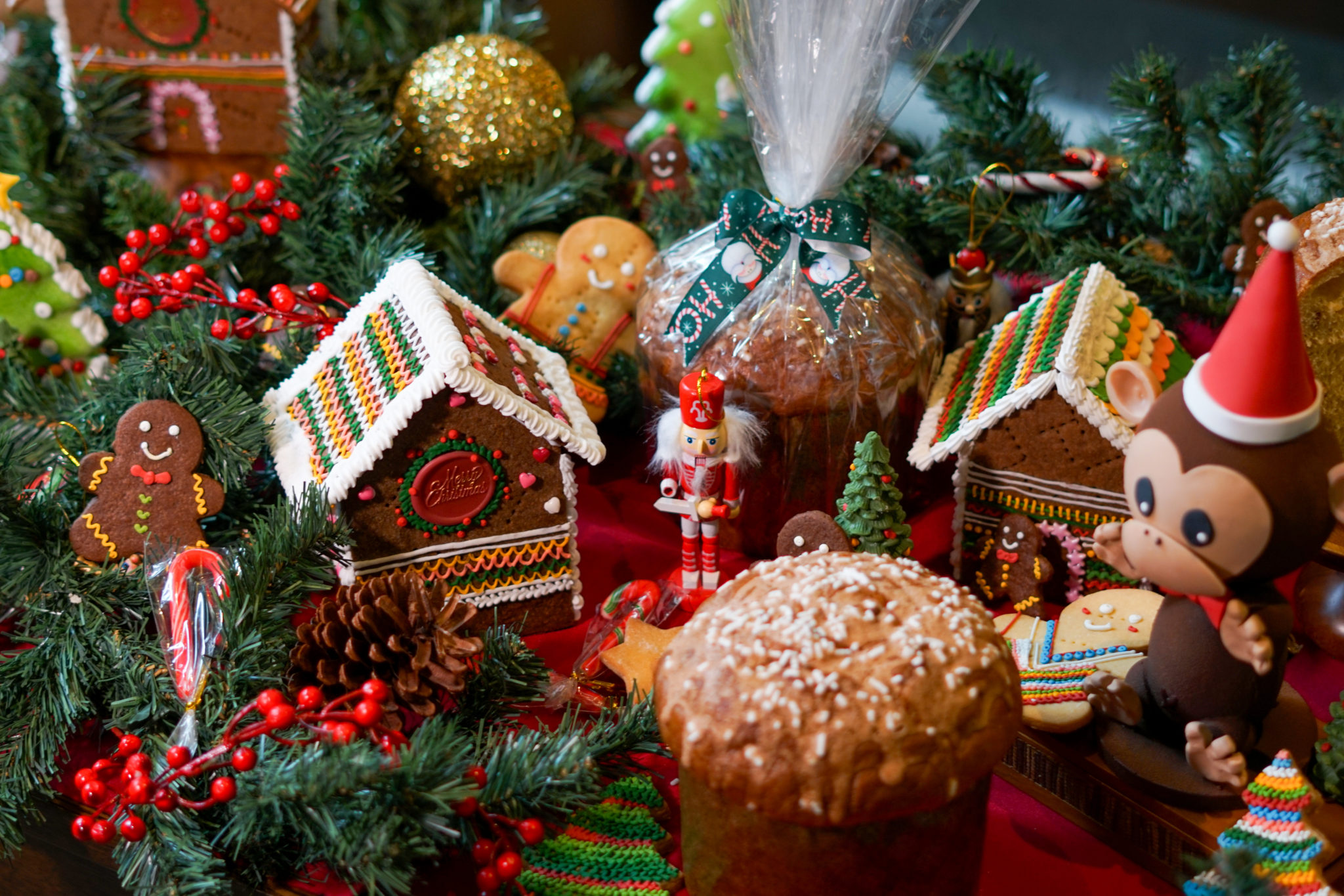 The Ritz-Carlton Launches Dazzling Christmas & New Year's Eve Delights ...