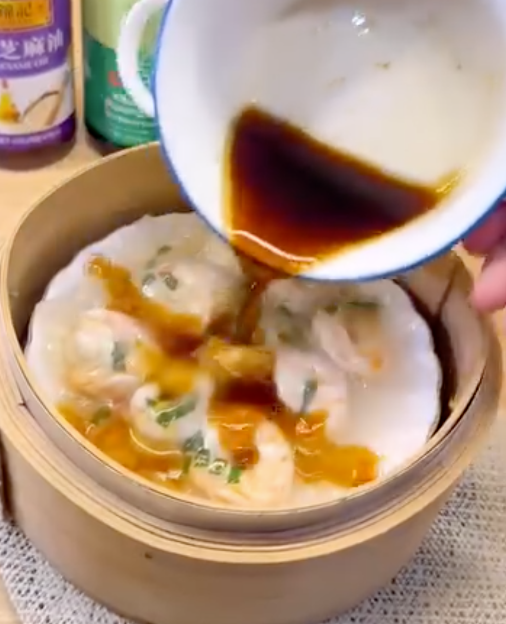Lee Kum Kee Cap Panda Oyster Sauce - KL Foodie