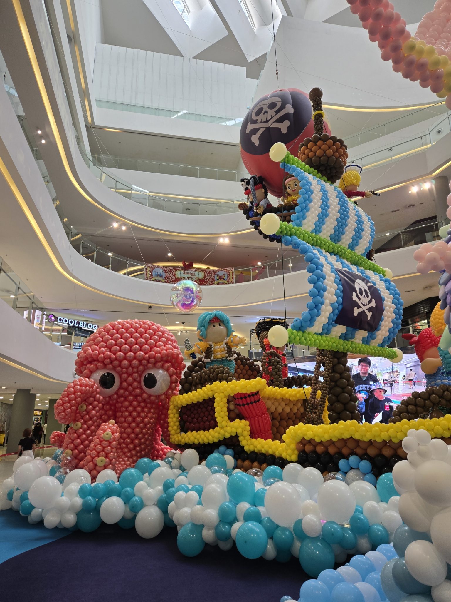 Largest Pirate-Themed Balloon Festival Now Open At Quill City Mall KL ...