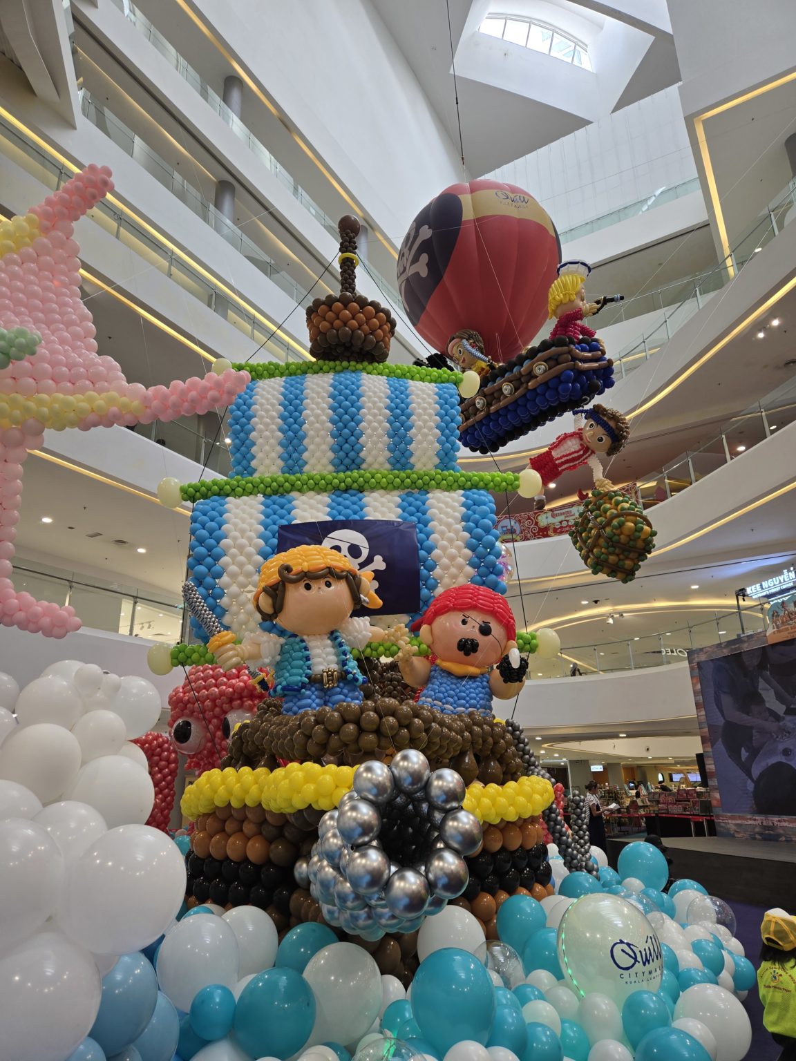 Largest Pirate-Themed Balloon Festival Now Open At Quill City Mall KL ...