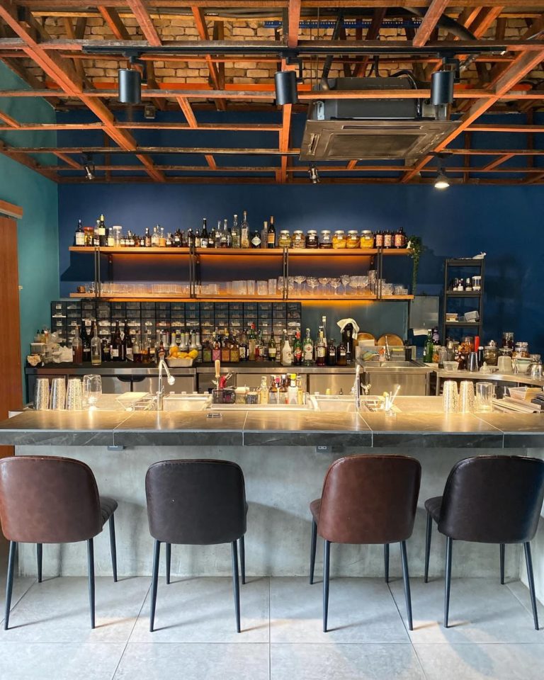12 Best Cocktail Bars You Must Try In KL & PJ (2025 Guide) - KL Foodie