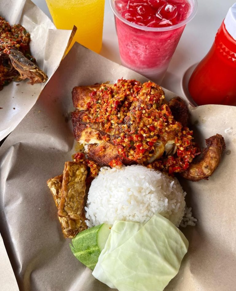 15 Best Ayam Gepuk Spots You Must Try In KL & PJ (2025 Guide) - KL Foodie