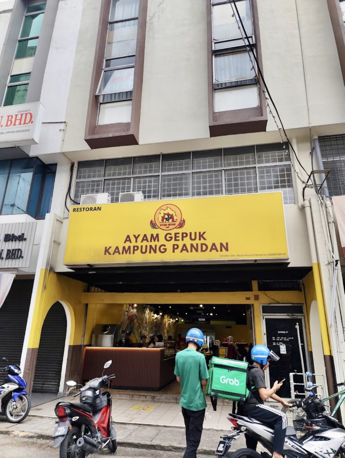 Top In Asia | 15 Best Ayam Gepuk Spots You Must Try In KL & PJ (2025 Guide)