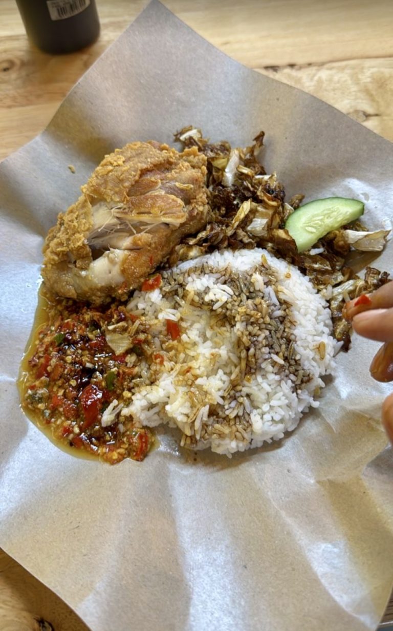 15 Best Ayam Gepuk Spots You Must Try In KL & PJ (2025 Guide) - KL Foodie