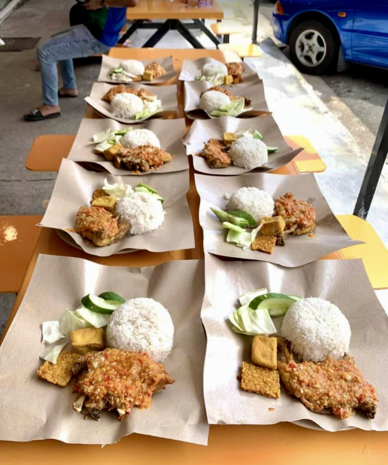 15 Best Ayam Gepuk Spots You Must Try In KL & PJ (2025 Guide) - KL Foodie