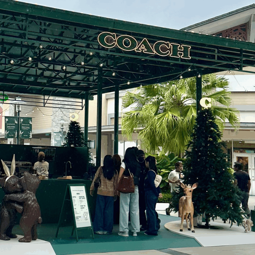 Coach Holiday Pop-Up Spotted With Whimsical Holiday Decor, Weekend ...